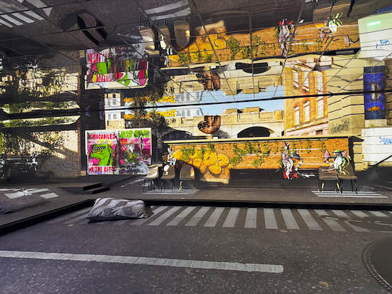 "La Cité Immersive des Fables" : une exposition spectaculaire et ...